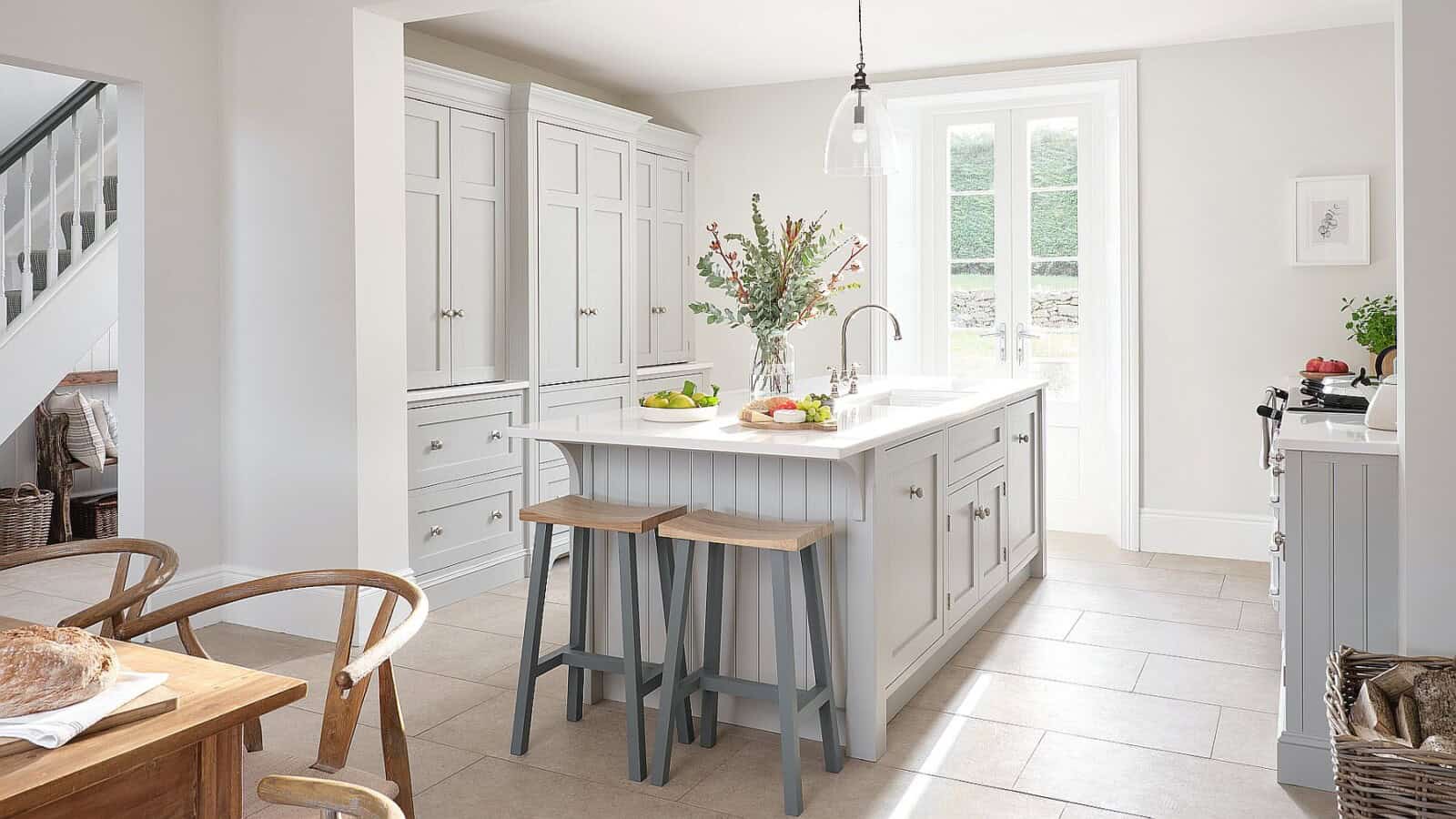 Bespoke Shaker Style Oak Kitchens - David Salisbury